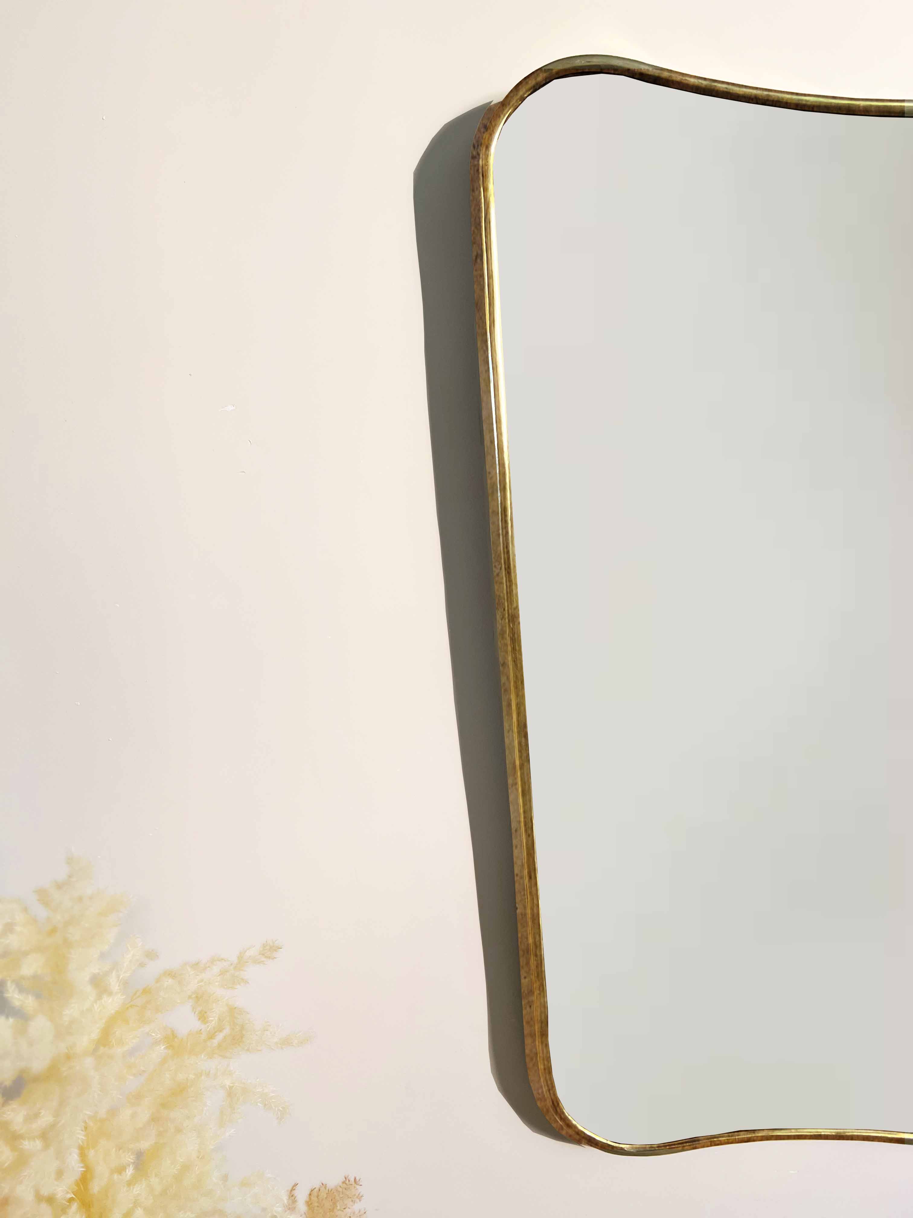 Shop our Handcrafted Antique Brass Mirror – Palmeraies